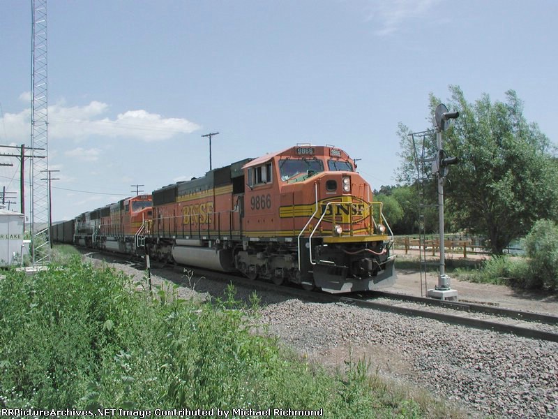 BNSF 9866